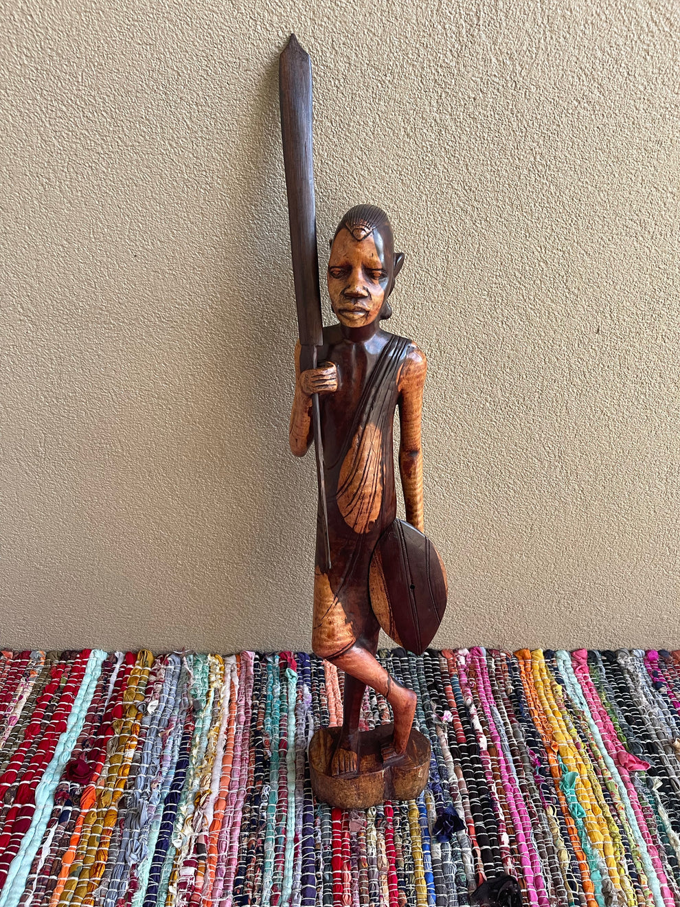 Maasai Man Statue – To Live A Colorful Life